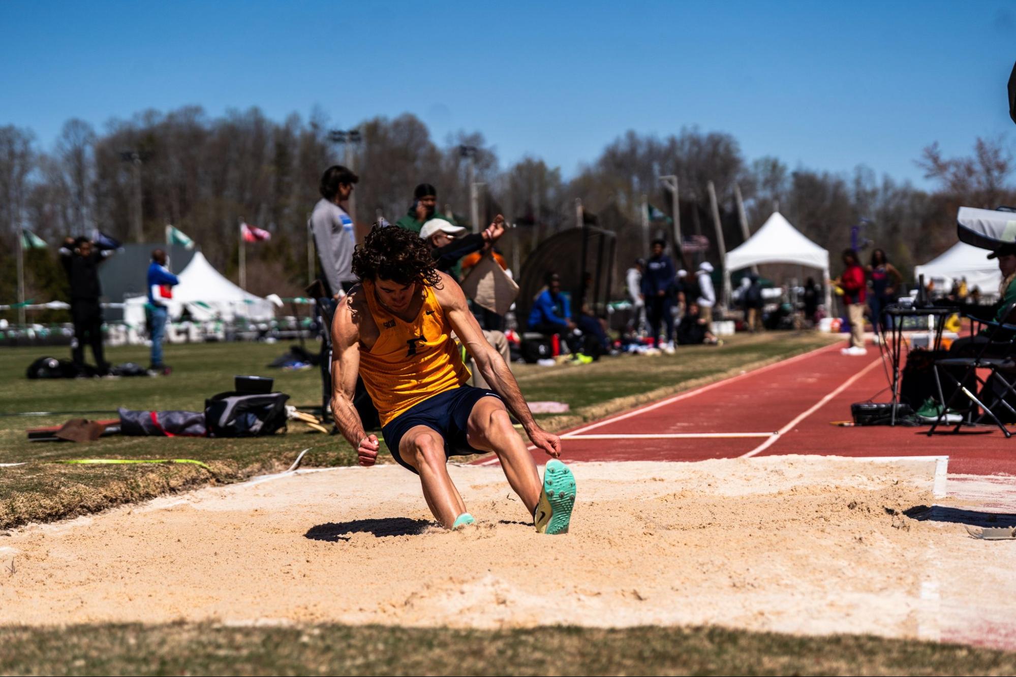 Late Start, Big Finish: My Unconventional Journey in Track and Field ...